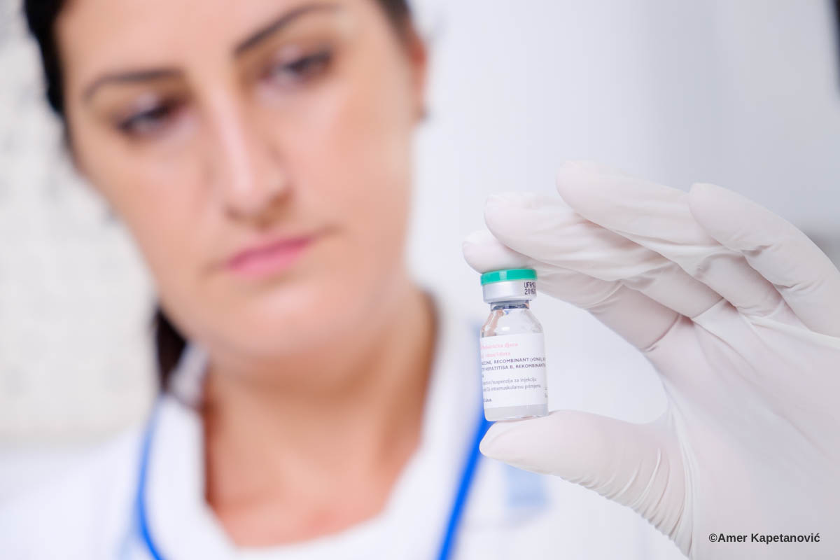 Zašto doktori ne potpisuju garanciju za vakcinaciju? | Vakcine
